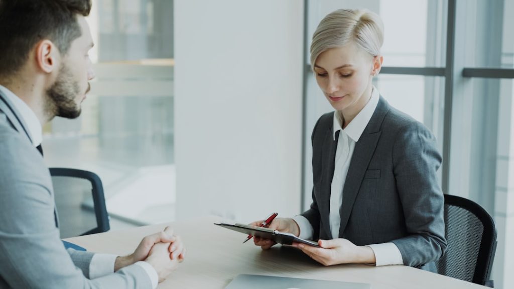 Vendor Background Checks: Risk & Compliance Guide